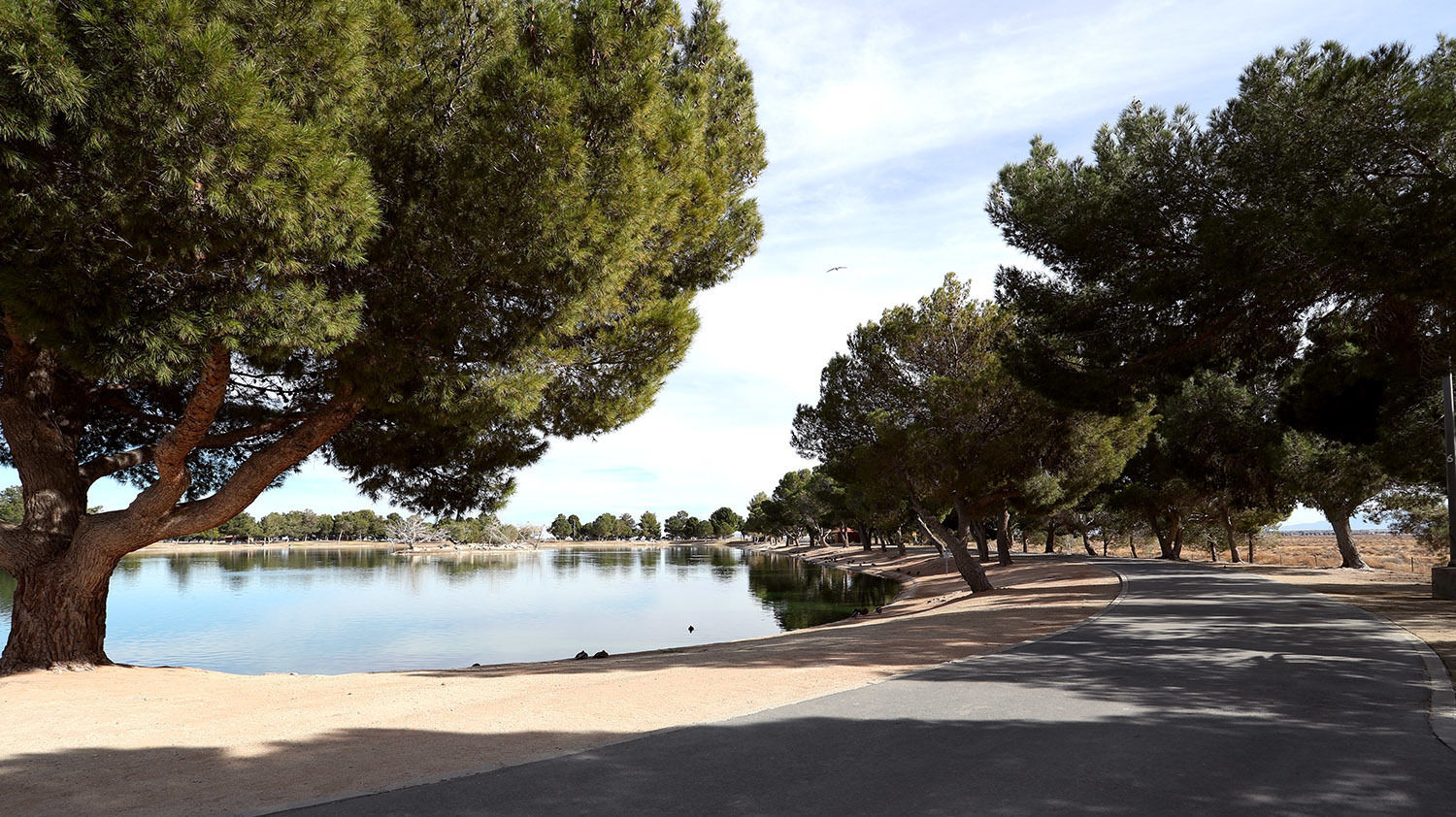 Apollo Community Regional Park - Trails LA County Areas - OuterSpatial