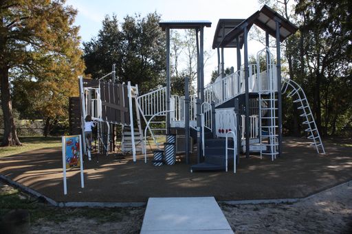 Magnolia Playground - Points of Interest - OuterSpatial